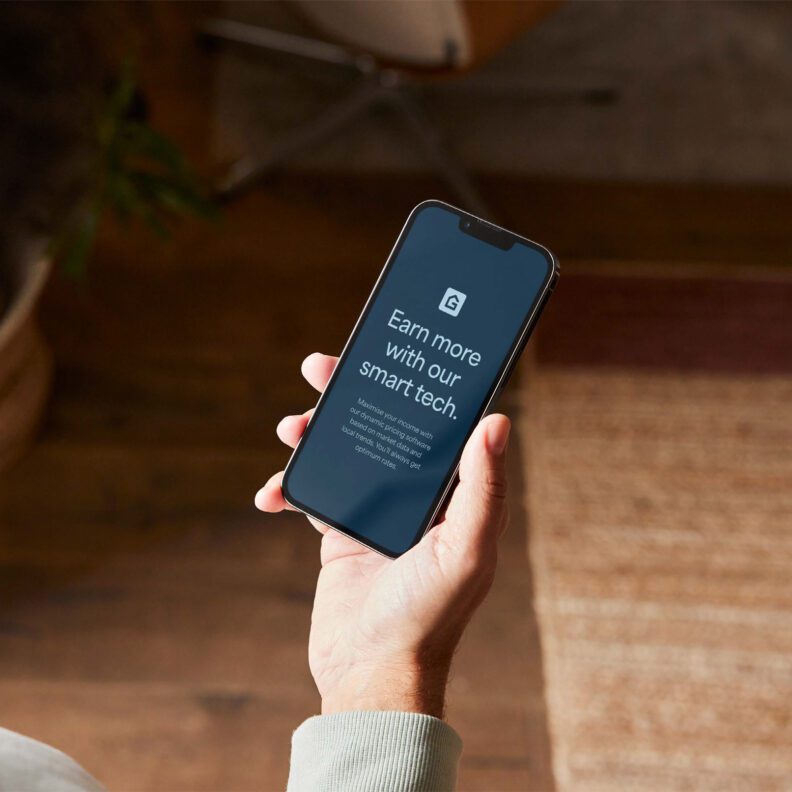 Guesthoo | Rhombus Studio